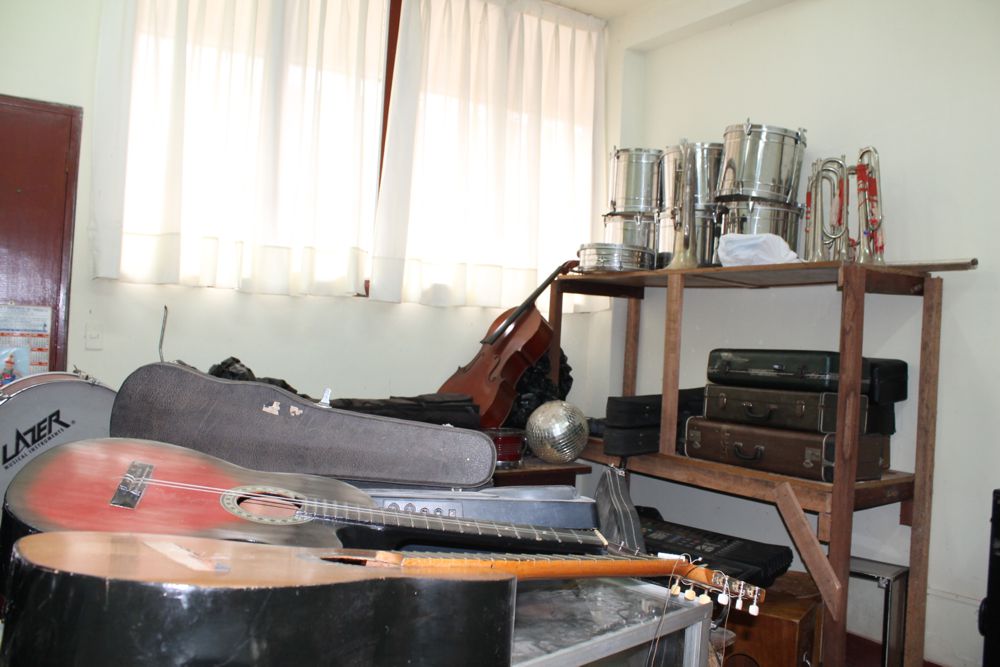 Escuela de Música "Lorenzo Luján Darjón" viviendo bajo la sombra de la ...