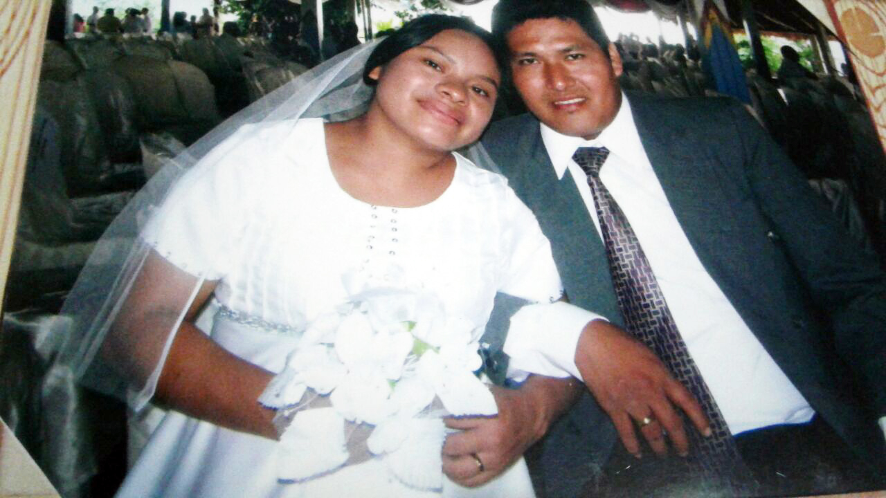 Recién casada clama por su esposo desaparecido - Diario de Noticias y ...