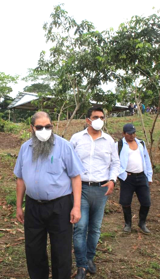Municipalidad de Pebas viene ejecutando obra vereda peatonal en la ...