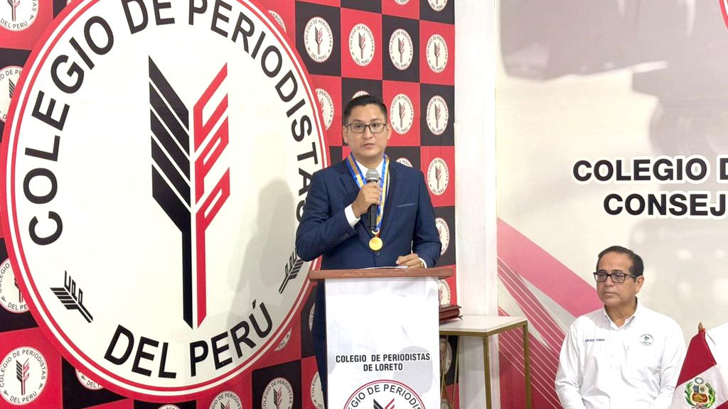 Paul del Castillo juramentó como nuevo decano del Colegio de ...